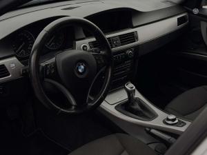 Pelēks BMW 320 2007 Rokiškis, ar dzinēja tilpumu 2.00 L un nobraukumu 236 tūkst. km par 3450 €, foto 21 vietnē AUTOMOTO.COM.LV