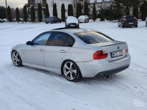 Grey BMW 320 2007 in Vilnius, with an engine capacity of 2.00 L and mileage of 392 thousand km for 2250 €, photo 3 on AUTOMOTO.COM.LV