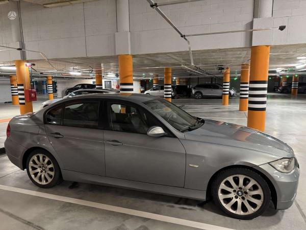 Grey BMW 320 2007 in Vilnius, with an engine capacity of 2.00 L and mileage of 326 thousand km for 2500 €, photo 2 on AUTOMOTO.COM.LV
