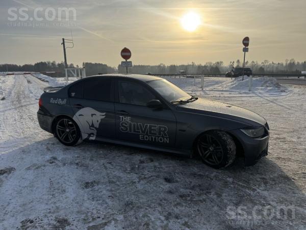 Pelēks BMW 320 2007 Rīga, ar dzinēja tilpumu 2.00 L un nobraukumu 320 tūkst. km par 4500 €, foto 4 vietnē AUTOMOTO.COM.LV