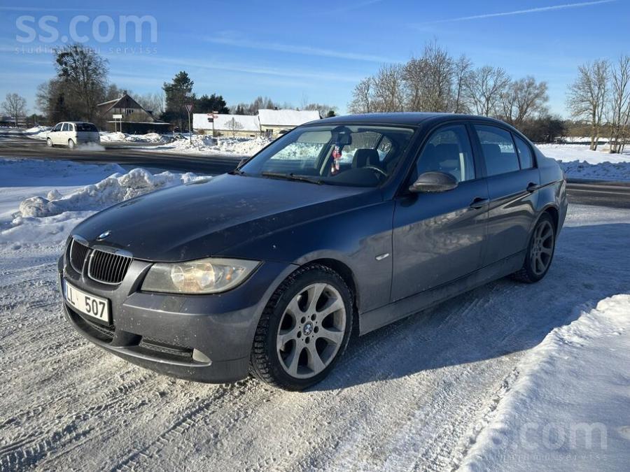 Grey BMW 320 2007 in Liepaja, with an engine capacity of 2.00 L and mileage of 320 thousand km for 3500 €, photo 1 on AUTOMOTO.COM.LV