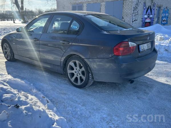 Pelēks BMW 320 2007 Liepāja, ar dzinēja tilpumu 2.00 L un nobraukumu 320 tūkst. km par 3500 €, foto 7 vietnē AUTOMOTO.COM.LV