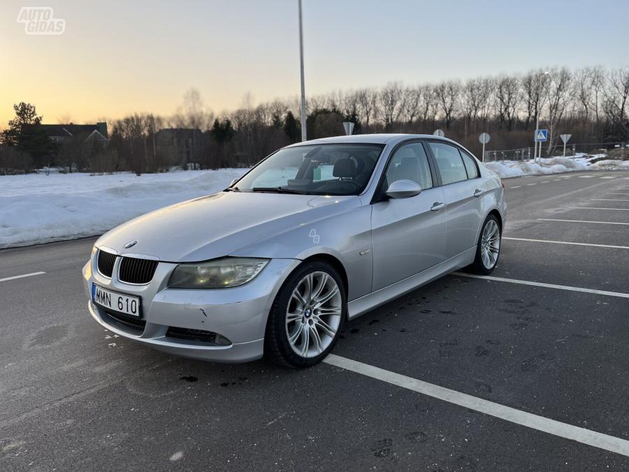Pelēks BMW 320 2007 Klaipėda, ar dzinēja tilpumu 2.00 L un nobraukumu 318 tūkst. km par 2000 €, foto 3 vietnē AUTOMOTO.COM.LV