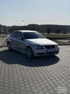 Pelēks BMW 320 2007 Viļņa, ar dzinēja tilpumu 2.00 L un nobraukumu 253 tūkst. km par 3400 €, foto 2 vietnē AUTOMOTO.COM.LV