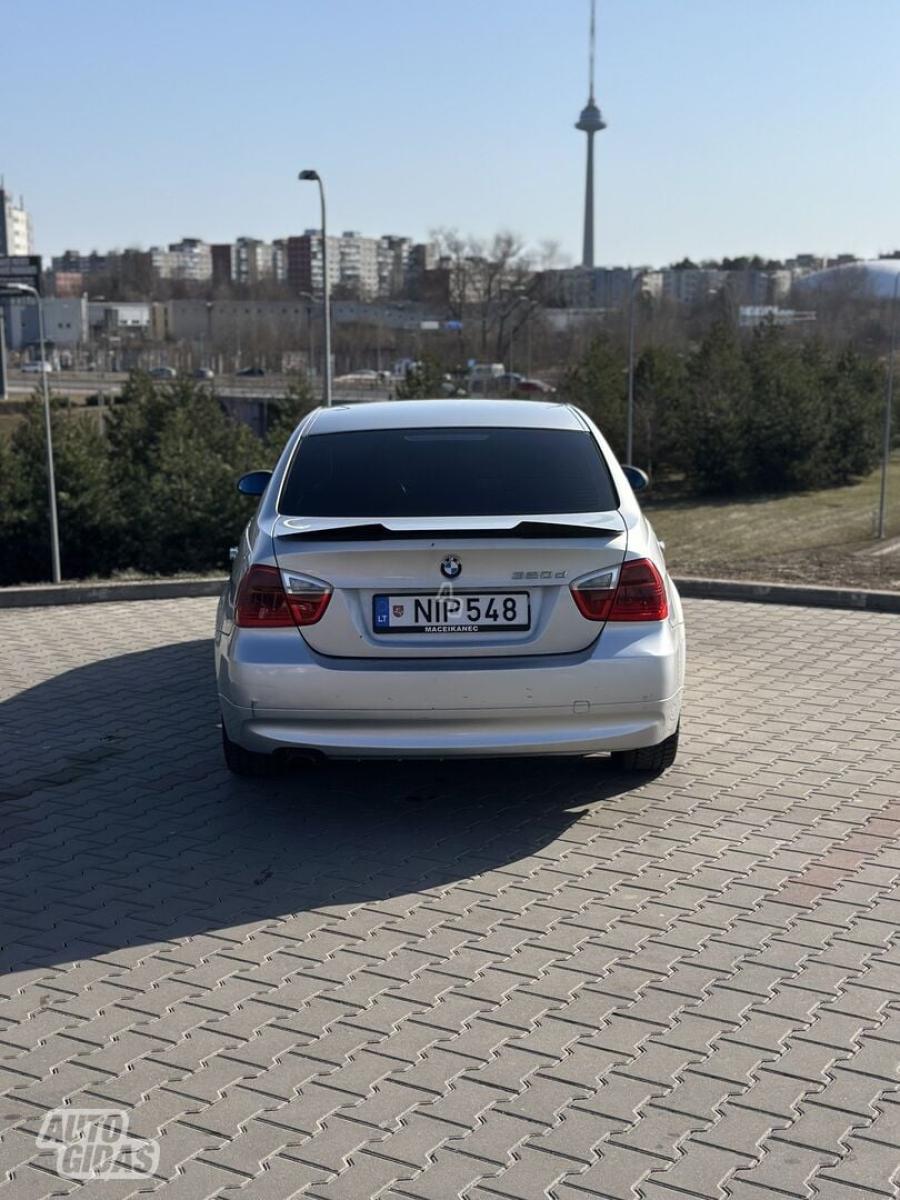 Grey BMW 320 2007 in Vilnius, with an engine capacity of 2.00 L and mileage of 253 thousand km for 3400 €, photo 6 on AUTOMOTO.COM.LV