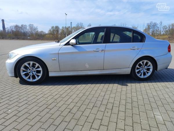 Grey BMW 320 2007 in Marijampole, with an engine capacity of 2.00 L and mileage of 296 thousand km for 1990 €, photo 4 on AUTOMOTO.COM.LV