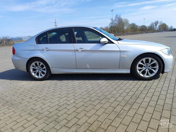 Grey BMW 320 2007 in Marijampole, with an engine capacity of 2.00 L and mileage of 296 thousand km for 1990 €, photo 5 on AUTOMOTO.COM.LV