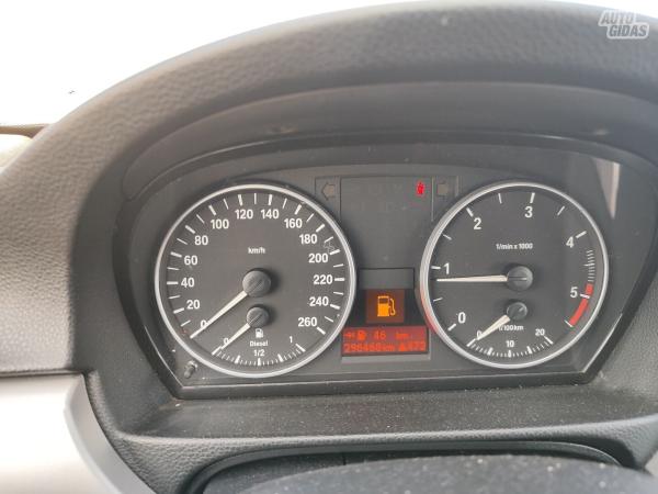 Grey BMW 320 2007 in Marijampole, with an engine capacity of 2.00 L and mileage of 296 thousand km for 1990 €, photo 9 on AUTOMOTO.COM.LV