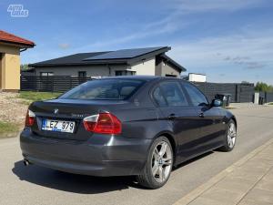 Grey BMW 320 2007 in Vilnius, with an engine capacity of 2.00 L and mileage of 203 thousand km for 2500 €, photo 8 on AUTOMOTO.COM.LV