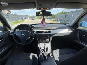Grey BMW 320 2007 in Vilnius, with an engine capacity of 2.00 L and mileage of 203 thousand km for 2500 €, photo 13 on AUTOMOTO.COM.LV