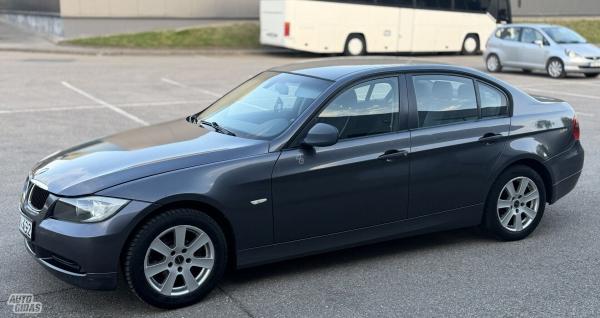 Grey BMW 320 2007 in Vilnius, with an engine capacity of 2.00 L and mileage of 318 thousand km for 2150 €, photo 5 on AUTOMOTO.COM.LV