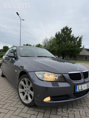 Grey BMW 320 2007 in Riga, with an engine capacity of 2.00 L and mileage of 337 thousand km for 3000 €, photo 5 on AUTOMOTO.COM.LV