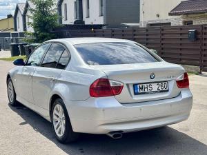 Pelēks BMW 320 2007 Viļņa, ar dzinēja tilpumu 2.00 L un nobraukumu 350 tūkst. km par 3300 €, foto 4 vietnē AUTOMOTO.COM.LV