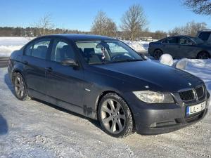Grey BMW 320 2007 in Grobiņa, with an engine capacity of 2.00 L and mileage of 320 thousand km for 3500 €, photo 4 on AUTOMOTO.COM.LV