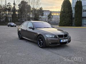 Pelēks BMW 320 2007 Rīga, ar dzinēja tilpumu 2.00 L un nobraukumu 231 tūkst. km par 3800 €, foto 3 vietnē AUTOMOTO.COM.LV