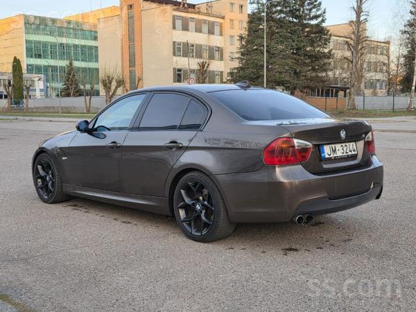 Grey BMW 320 2007 in Riga, with an engine capacity of 2.00 L and mileage of 231 thousand km for 3800 €, photo 6 on AUTOMOTO.COM.LV
