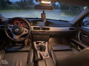Grey BMW 320 2007 in Vilkaviskis, with an engine capacity of 2.00 L and mileage of 321 thousand km for 3250 €, photo 7 on AUTOMOTO.COM.LV
