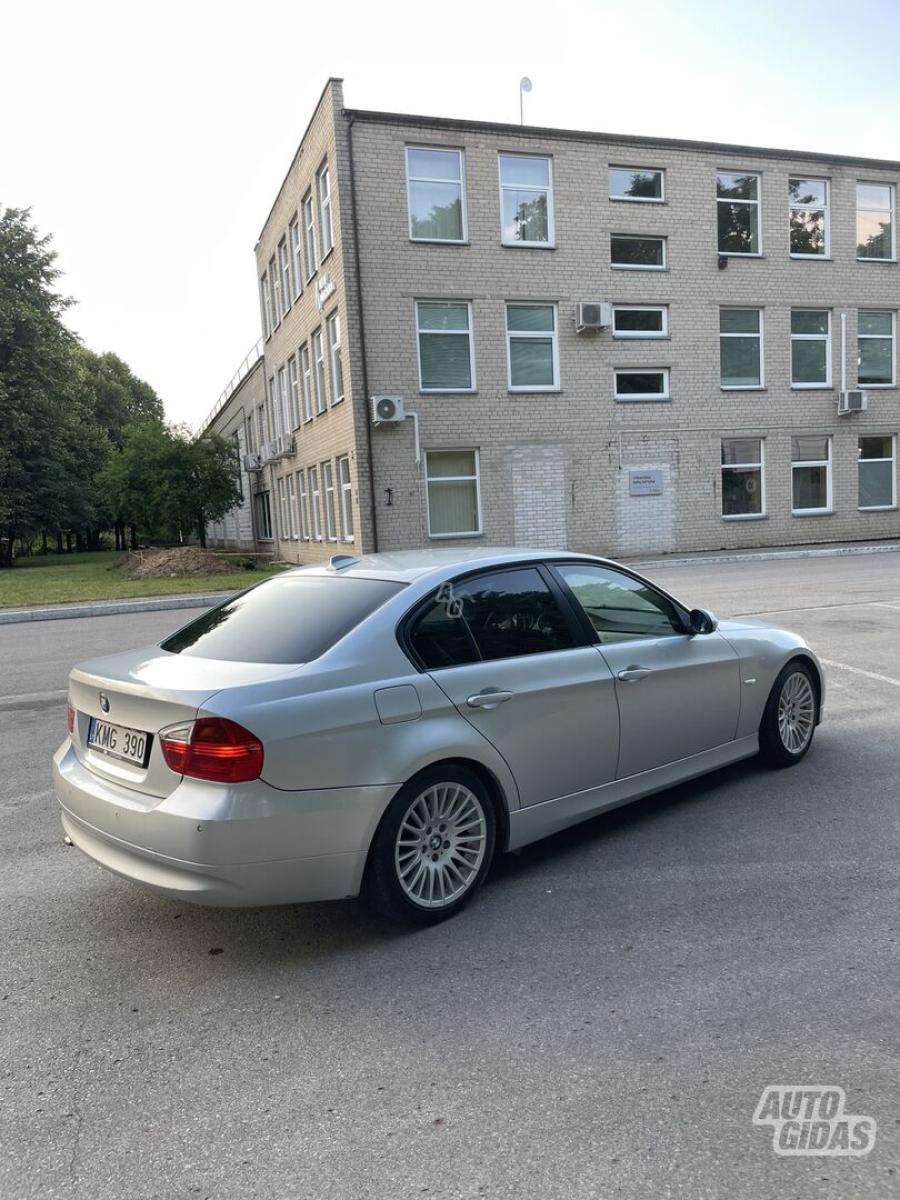 Grey BMW 320 2007 in Vilkaviskis, with an engine capacity of 2.00 L and mileage of 321 thousand km for 3250 €, photo 12 on AUTOMOTO.COM.LV