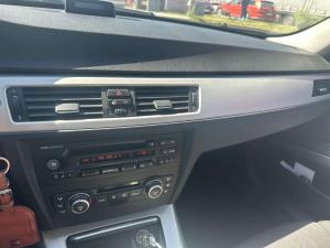 Grey BMW 320 2007 in Vilnius, with an engine capacity of 2.00 L and mileage of 328 thousand km for 2300 €, photo 8 on AUTOMOTO.COM.LV