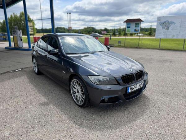 Grey BMW 320 2007 in Kaunas, with an engine capacity of 2.00 L and mileage of 318 thousand km for 5000 €, photo 3 on AUTOMOTO.COM.LV