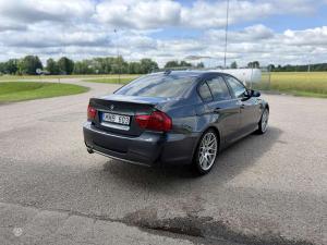 Pelēks BMW 320 2007 Kauņa, ar dzinēja tilpumu 2.00 L un nobraukumu 318 tūkst. km par 5000 €, foto 6 vietnē AUTOMOTO.COM.LV