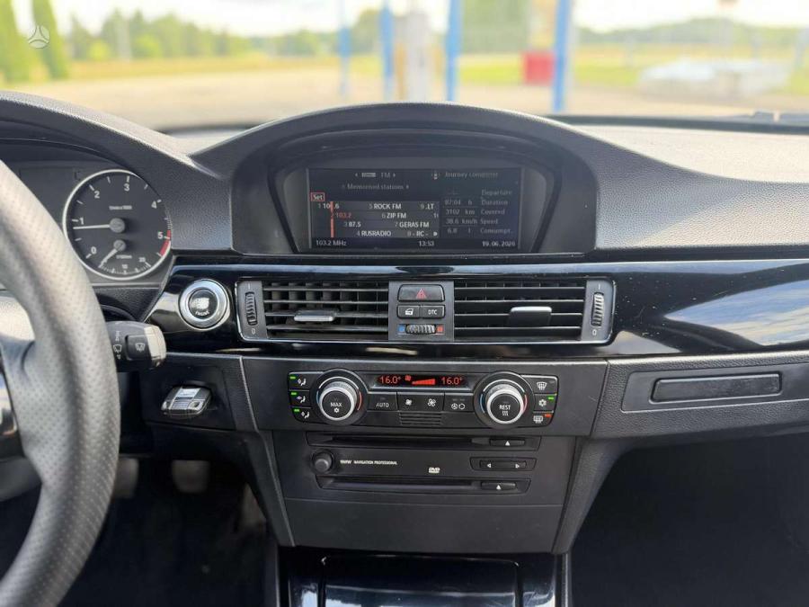 Pelēks BMW 320 2007 Kauņa, ar dzinēja tilpumu 2.00 L un nobraukumu 318 tūkst. km par 5000 €, foto 15 vietnē AUTOMOTO.COM.LV
