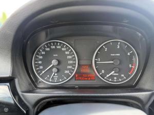 Pelēks BMW 320 2007 Kauņa, ar dzinēja tilpumu 2.00 L un nobraukumu 318 tūkst. km par 5000 €, foto 17 vietnē AUTOMOTO.COM.LV
