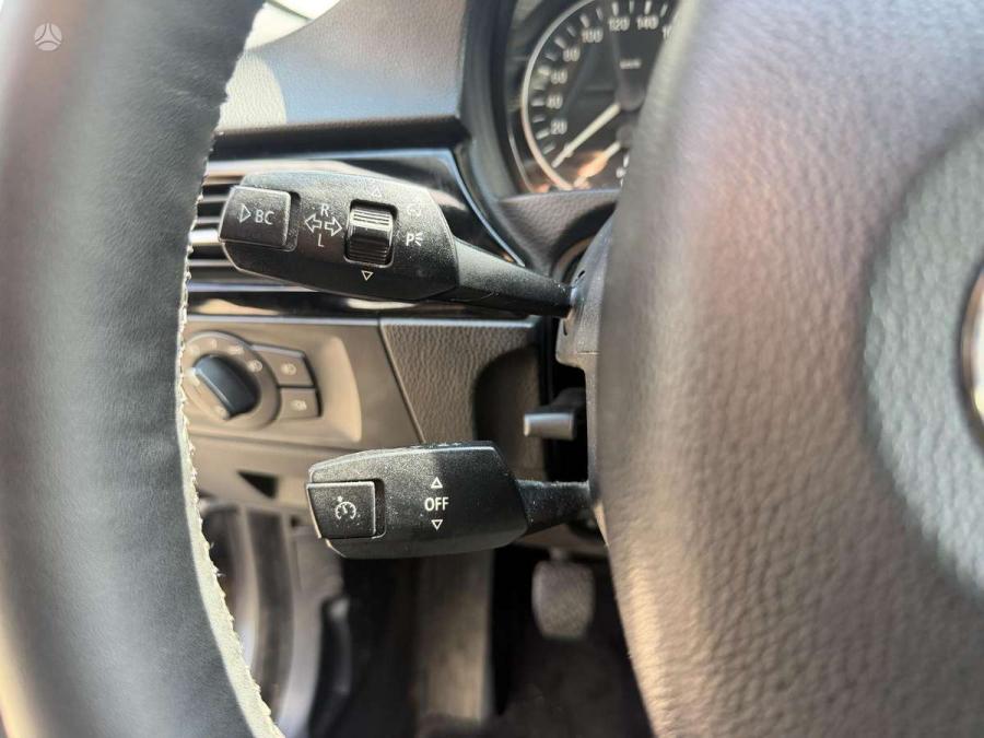 Pelēks BMW 320 2007 Kauņa, ar dzinēja tilpumu 2.00 L un nobraukumu 318 tūkst. km par 5000 €, foto 19 vietnē AUTOMOTO.COM.LV