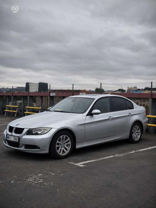 Pelēks BMW 320 2007 Viļņa, ar dzinēja tilpumu 2.00 L un nobraukumu 233 tūkst. km par 4250 €, foto 1 vietnē AUTOMOTO.COM.LV