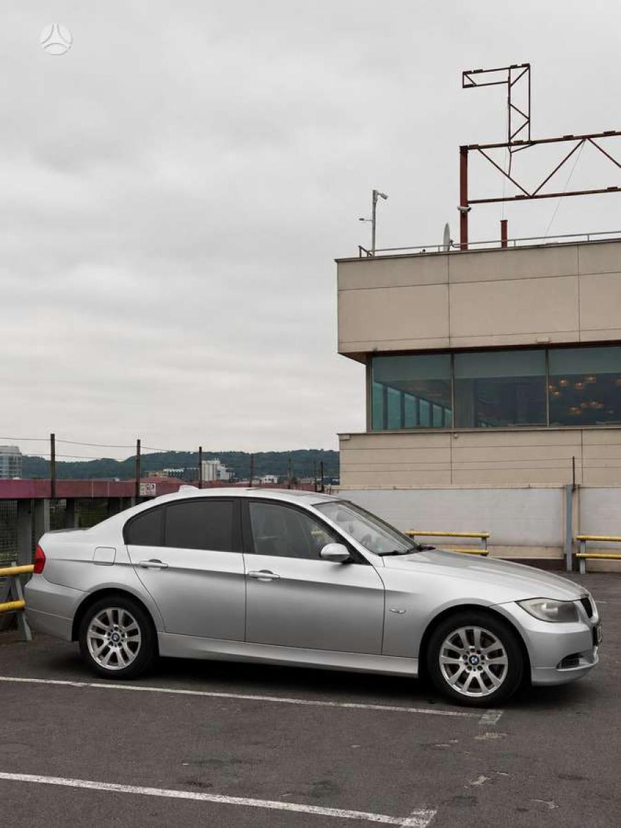 Pelēks BMW 320 2007 Viļņa, ar dzinēja tilpumu 2.00 L un nobraukumu 233 tūkst. km par 4250 €, foto 8 vietnē AUTOMOTO.COM.LV