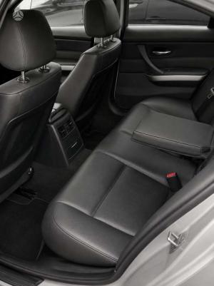 Pelēks BMW 320 2007 Viļņa, ar dzinēja tilpumu 2.00 L un nobraukumu 233 tūkst. km par 4250 €, foto 15 vietnē AUTOMOTO.COM.LV