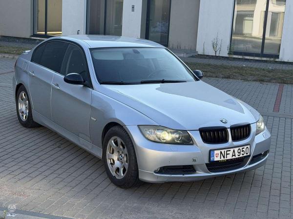 Grey BMW 320 2007 in Vilnius, with an engine capacity of 2.00 L and mileage of 350 thousand km for 2000 €, photo 5 on AUTOMOTO.COM.LV