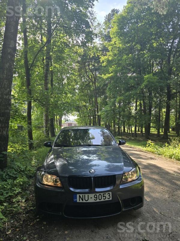 Pelēks BMW 320 2007 Preiļi, ar dzinēja tilpumu 2.00 L un nobraukumu 333 tūkst. km par 4300 €, foto 4 vietnē AUTOMOTO.COM.LV