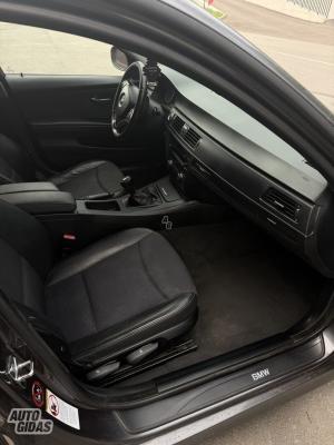 Pelēks BMW 320 2007 Viļņa, ar dzinēja tilpumu 2.00 L un nobraukumu 319 tūkst. km par 2190 €, foto 7 vietnē AUTOMOTO.COM.LV