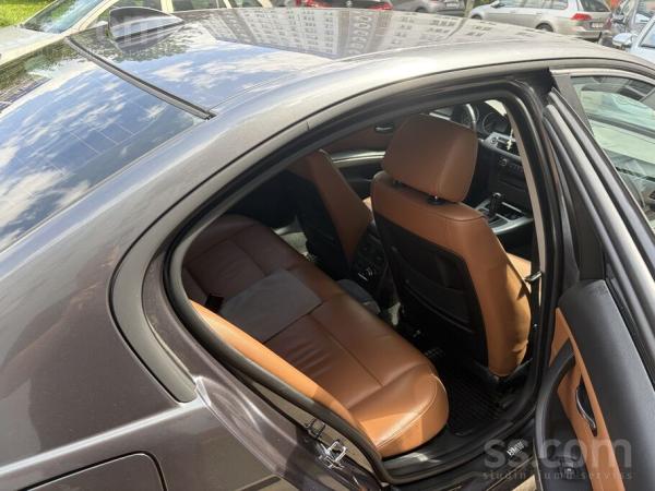 Grey BMW 320 2007 in Riga, with an engine capacity of 2.00 L and mileage of 279 thousand km for 4200 €, photo 3 on AUTOMOTO.COM.LV