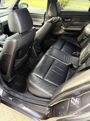Grey BMW 320 2007 in Riga, with an engine capacity of 2.00 L and mileage of 325 thousand km for 5500 €, photo 7 on AUTOMOTO.COM.LV