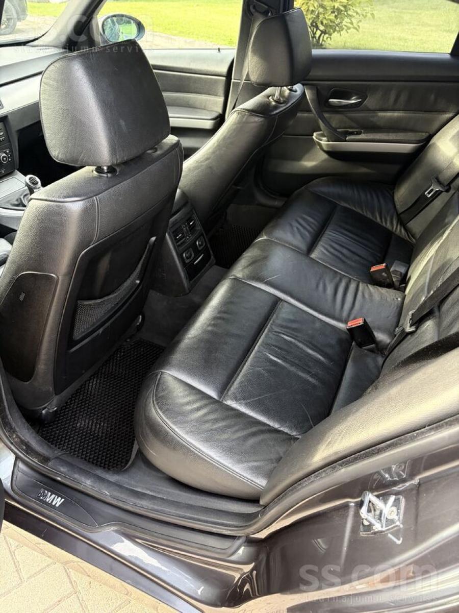 Grey BMW 320 2007 in Riga, with an engine capacity of 2.00 L and mileage of 325 thousand km for 5500 €, photo 7 on AUTOMOTO.COM.LV