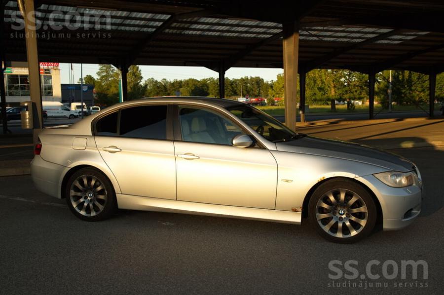 Grey BMW 320 2007 in Riga, with an engine capacity of 2.00 L and mileage of 294 thousand km for 3500 €, photo 5 on AUTOMOTO.COM.LV