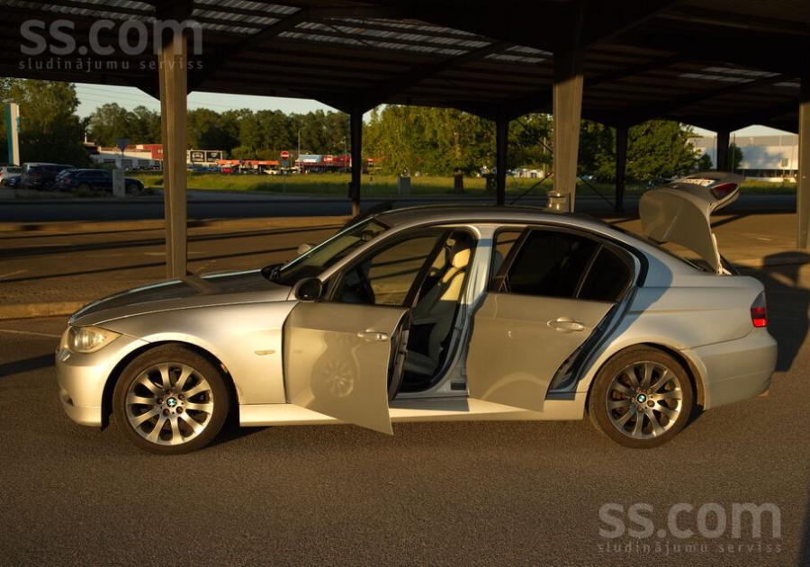Grey BMW 320 2007 in Riga, with an engine capacity of 2.00 L and mileage of 294 thousand km for 3500 €, photo 9 on AUTOMOTO.COM.LV