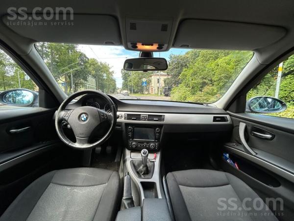 Grey BMW 320 2007 in Riga, with an engine capacity of 2.00 L and mileage of 299 thousand km for 4900 €, photo 9 on AUTOMOTO.COM.LV