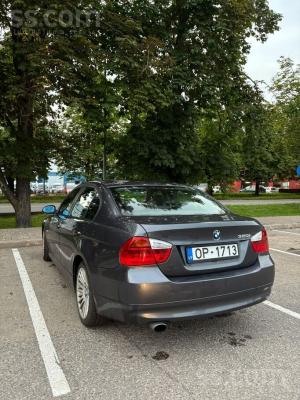 Grey BMW 320 2007 in Riga, with an engine capacity of 2.00 L and mileage of 299 thousand km for 4900 €, photo 6 on AUTOMOTO.COM.LV