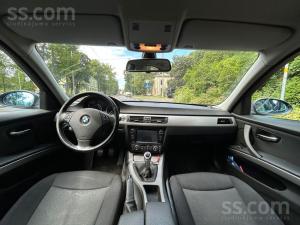 Grey BMW 320 2007 in Riga, with an engine capacity of 2.00 L and mileage of 299 thousand km for 4900 €, photo 10 on AUTOMOTO.COM.LV