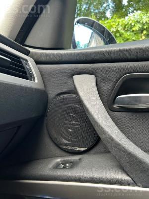 Grey BMW 320 2007 in Riga, with an engine capacity of 2.00 L and mileage of 299 thousand km for 4900 €, photo 14 on AUTOMOTO.COM.LV