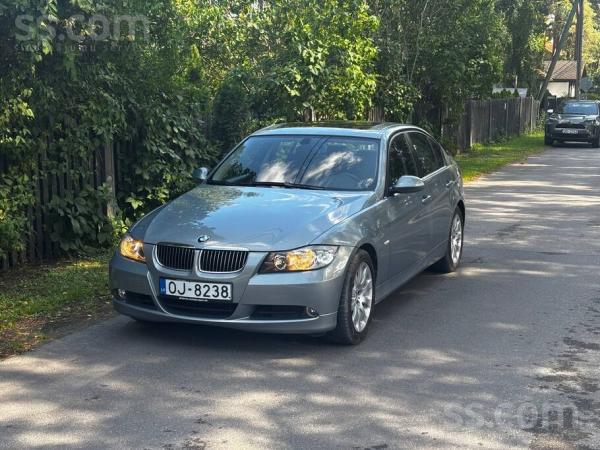 Pelēks BMW 320 2007 Rīga, ar dzinēja tilpumu 2.00 L un nobraukumu 230 tūkst. km par 3850 €, foto 3 vietnē AUTOMOTO.COM.LV