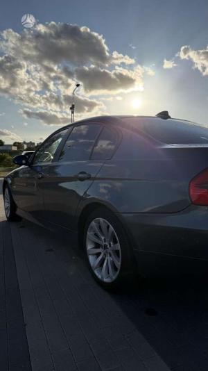 Grey BMW 320 2007 in Jonava, with an engine capacity of 2.00 L and mileage of 277 thousand km for 4000 €, photo 7 on AUTOMOTO.COM.LV