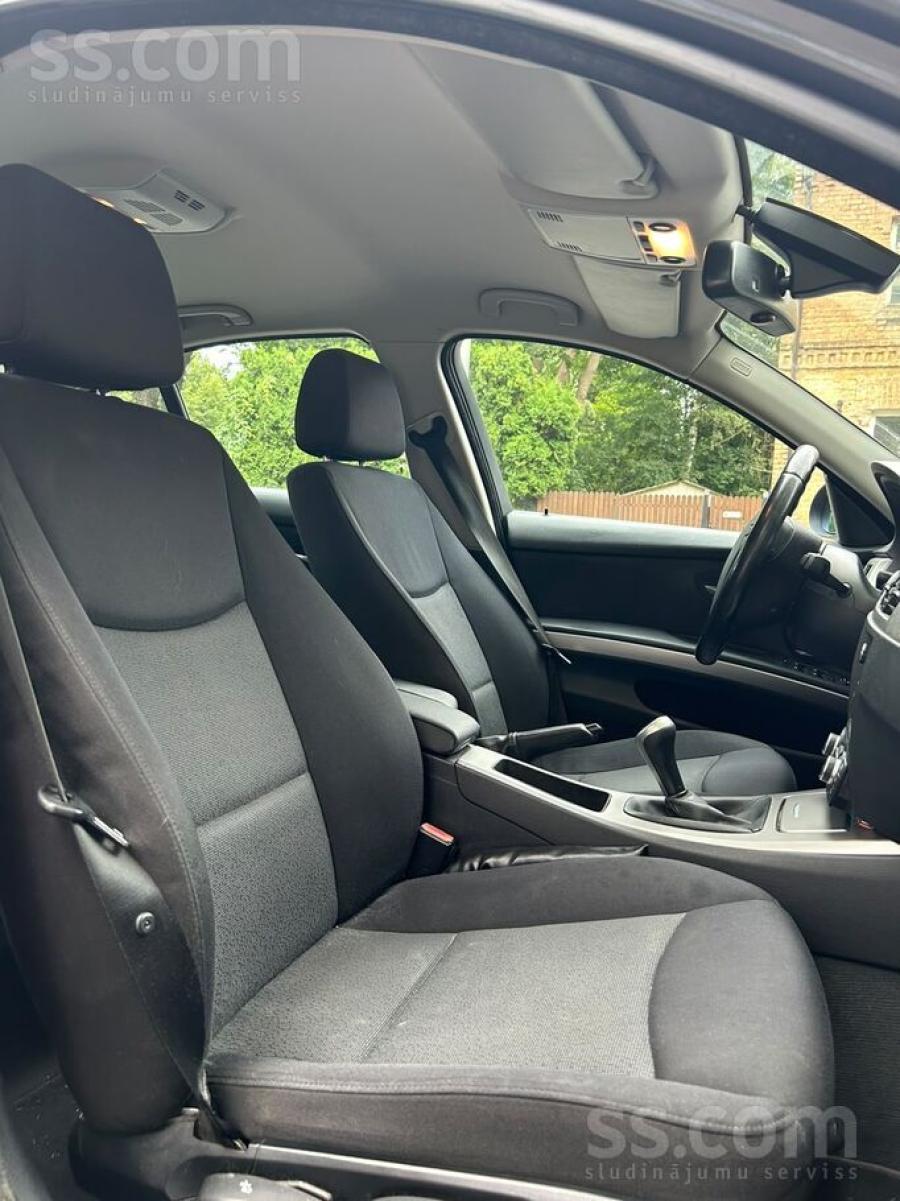 Pelēks BMW 320 2007 Rīga, ar dzinēja tilpumu 2.00 L un nobraukumu 299 tūkst. km par 4200 €, foto 12 vietnē AUTOMOTO.COM.LV