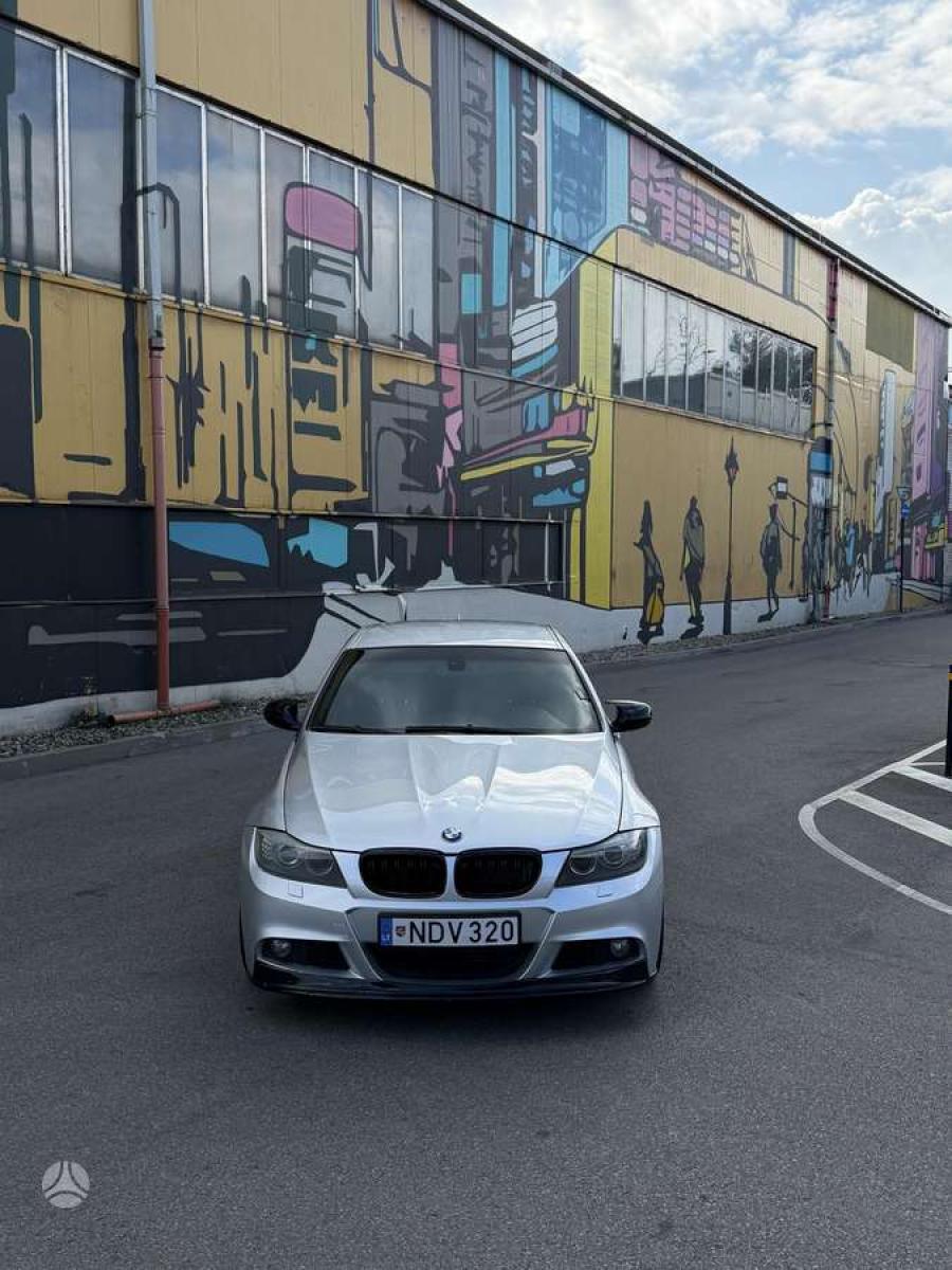 Grey BMW 320 2007 in Vilnius, with an engine capacity of 2.00 L and mileage of 285 thousand km for 6300 €, photo 3 on AUTOMOTO.COM.LV