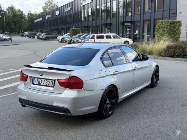 Pelēks BMW 320 2007 Viļņa, ar dzinēja tilpumu 2.00 L un nobraukumu 285 tūkst. km par 6300 €, foto 9 vietnē AUTOMOTO.COM.LV