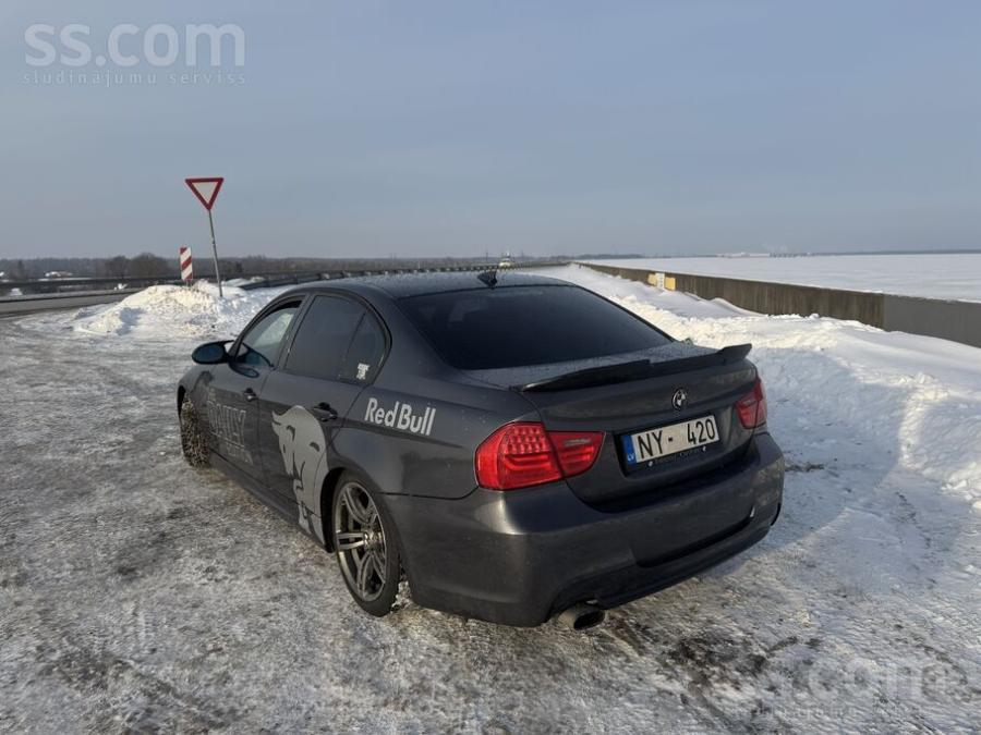 Pelēks BMW 320 2007 Rīga, ar dzinēja tilpumu 2.00 L un nobraukumu 320 tūkst. km par 4500 €, foto 3 vietnē AUTOMOTO.COM.LV
