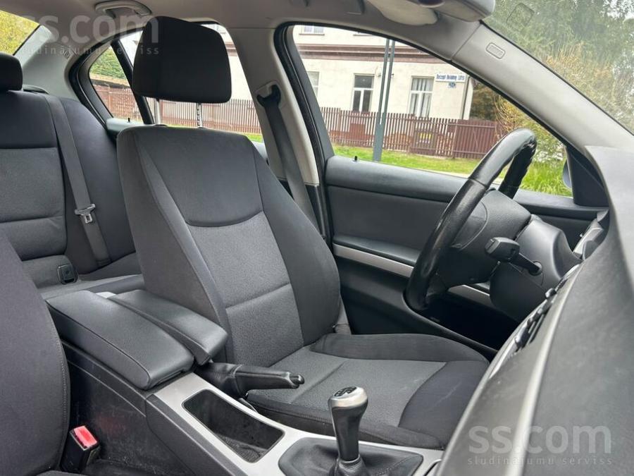 Grey BMW 320 2007 in Riga, with an engine capacity of 2.00 L and mileage of 299 thousand km for 3500 €, photo 17 on AUTOMOTO.COM.LV